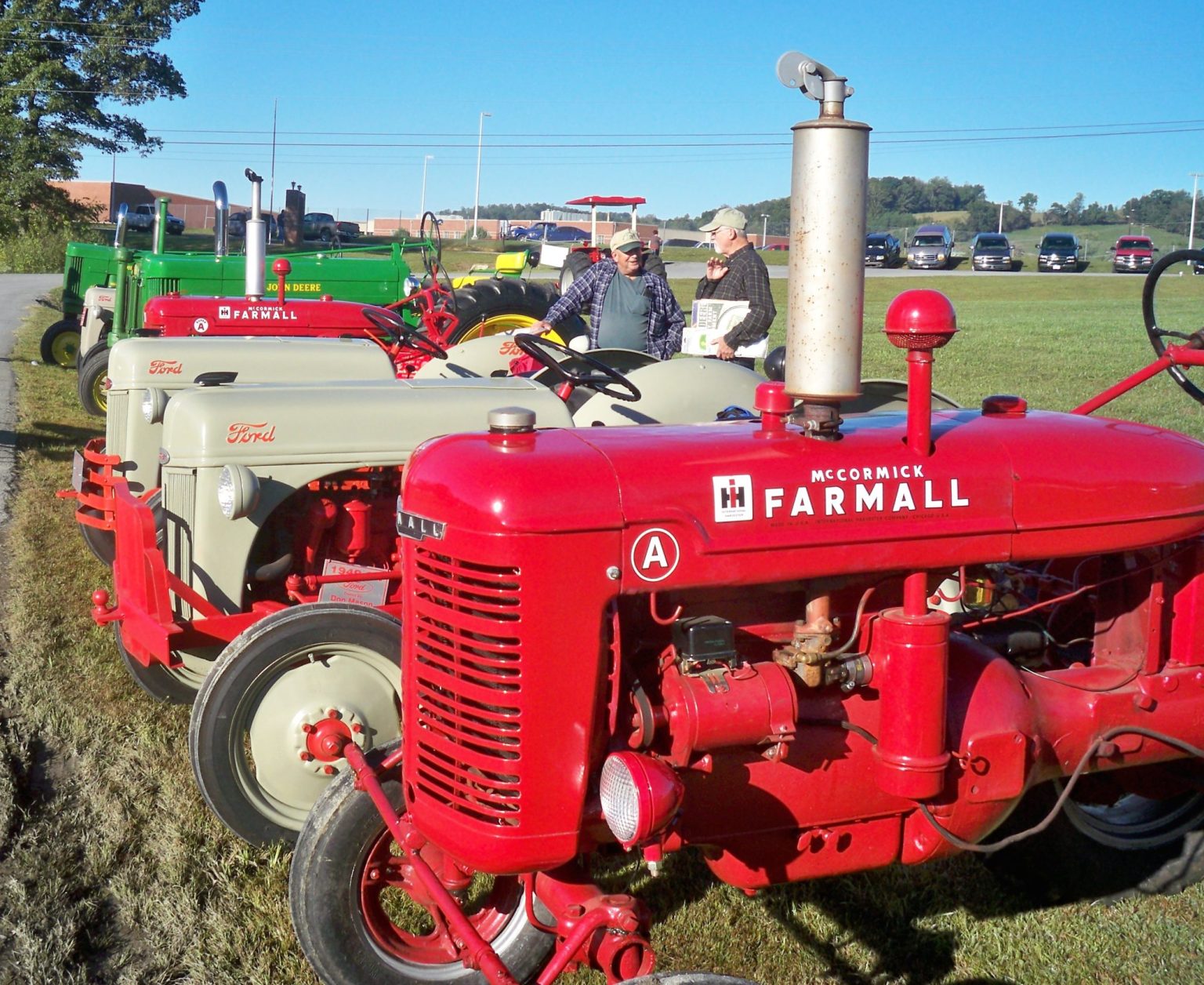 East Tennessee Crossing Byway | See antique tractor displays at many of ...
